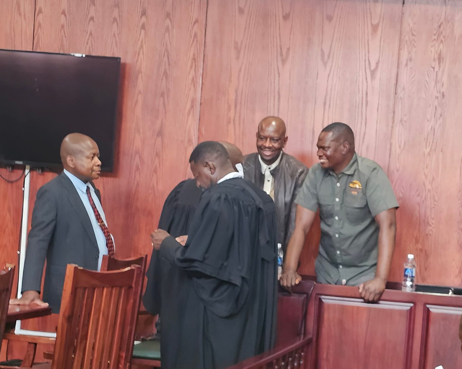 Mike Chimombe, Moses Mpofu found guilty of Fraud - News Report Zimbabwe